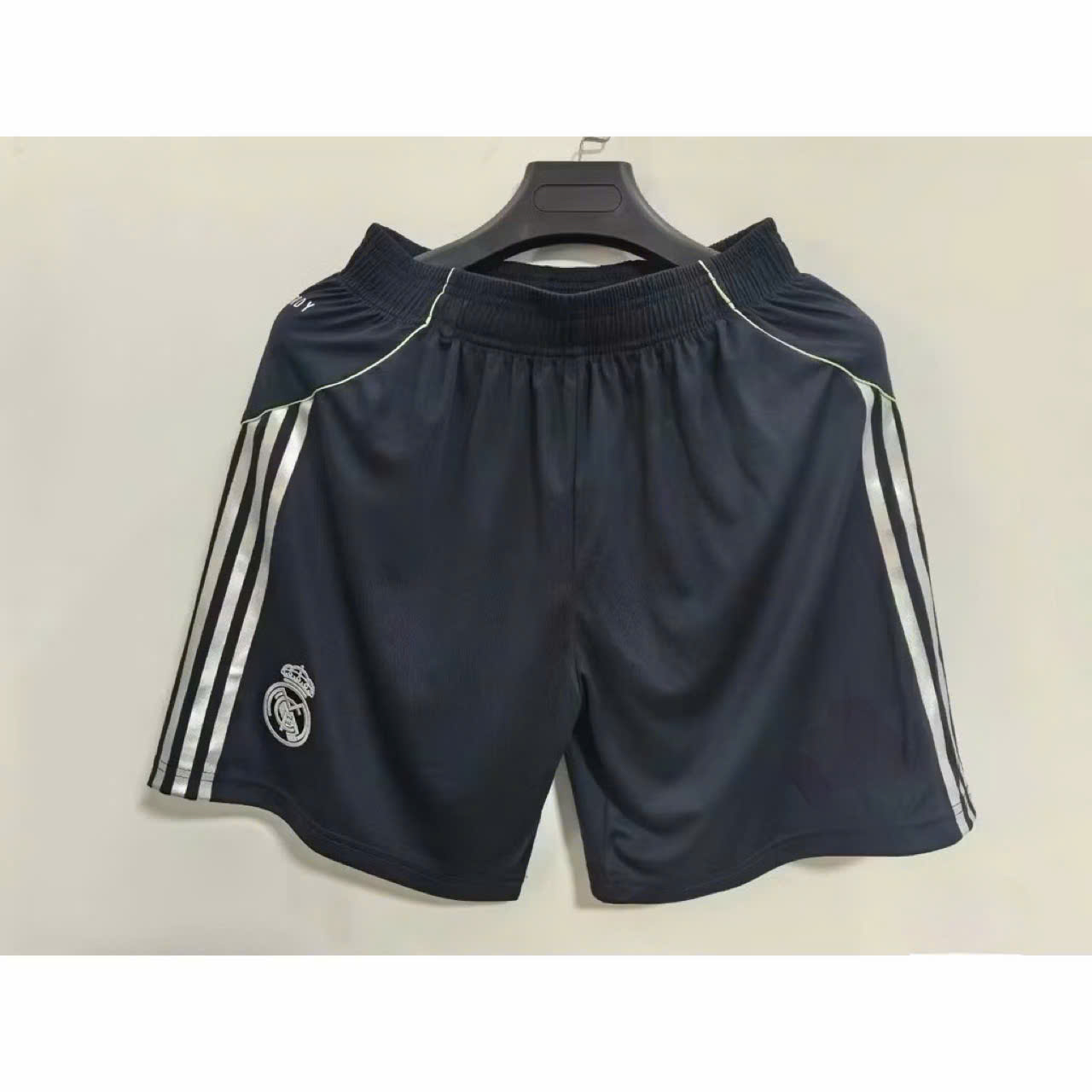 QUẦN REAL MADRID AWAY KIT 2025-2026 PLAYER LOW QUALITY