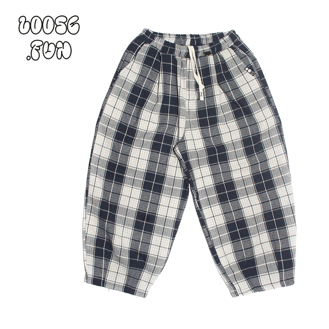 Quần Dài Boom Flannel Loose.fun Caro Kẻ Đen Trắng