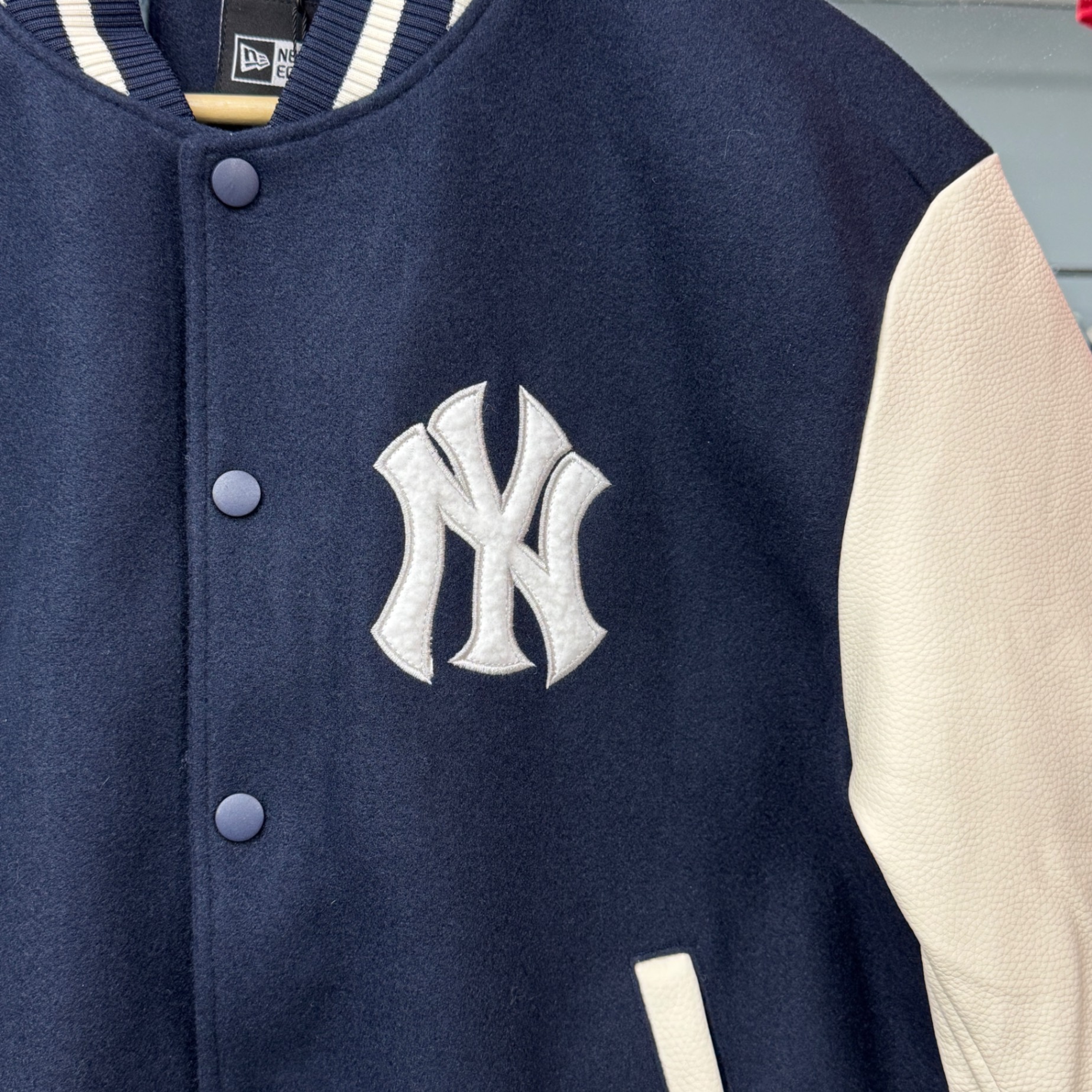 Bomber Navy Tay Da