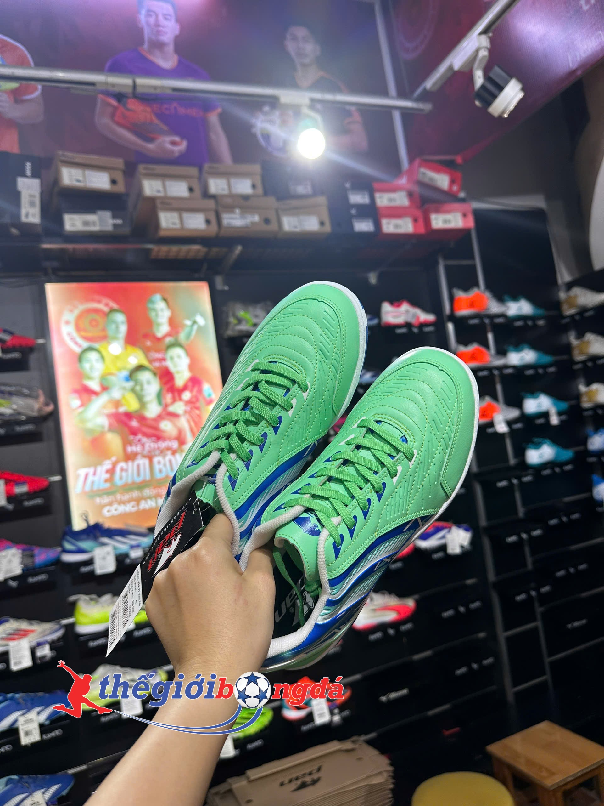 GIày đá bóng Pan Nitro TF Xanh Ngọc