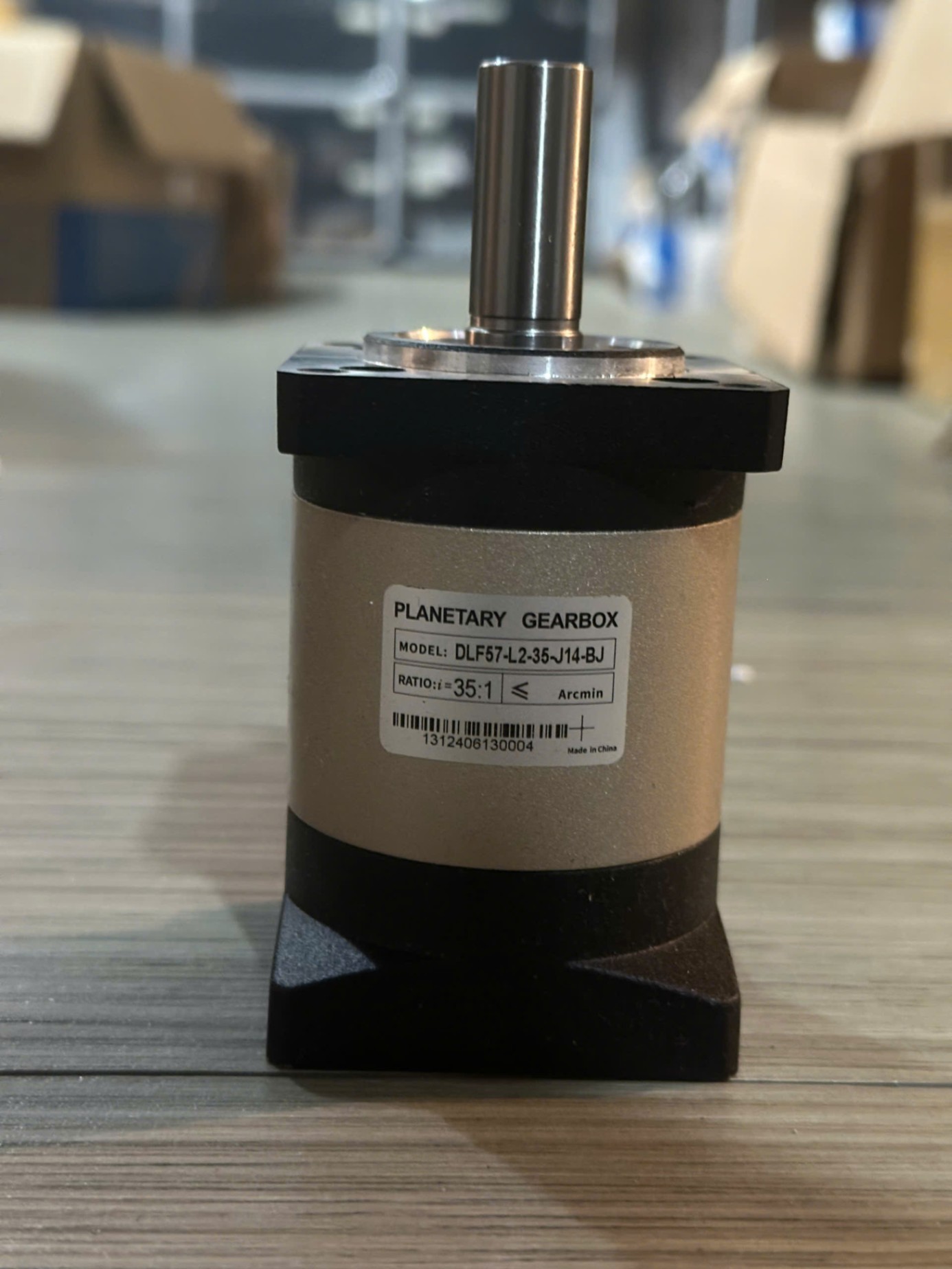 Hộp số giảm tốc STEP DLF57 cho động cơ step mặt bích 57 lỗ vào 8 ra ...