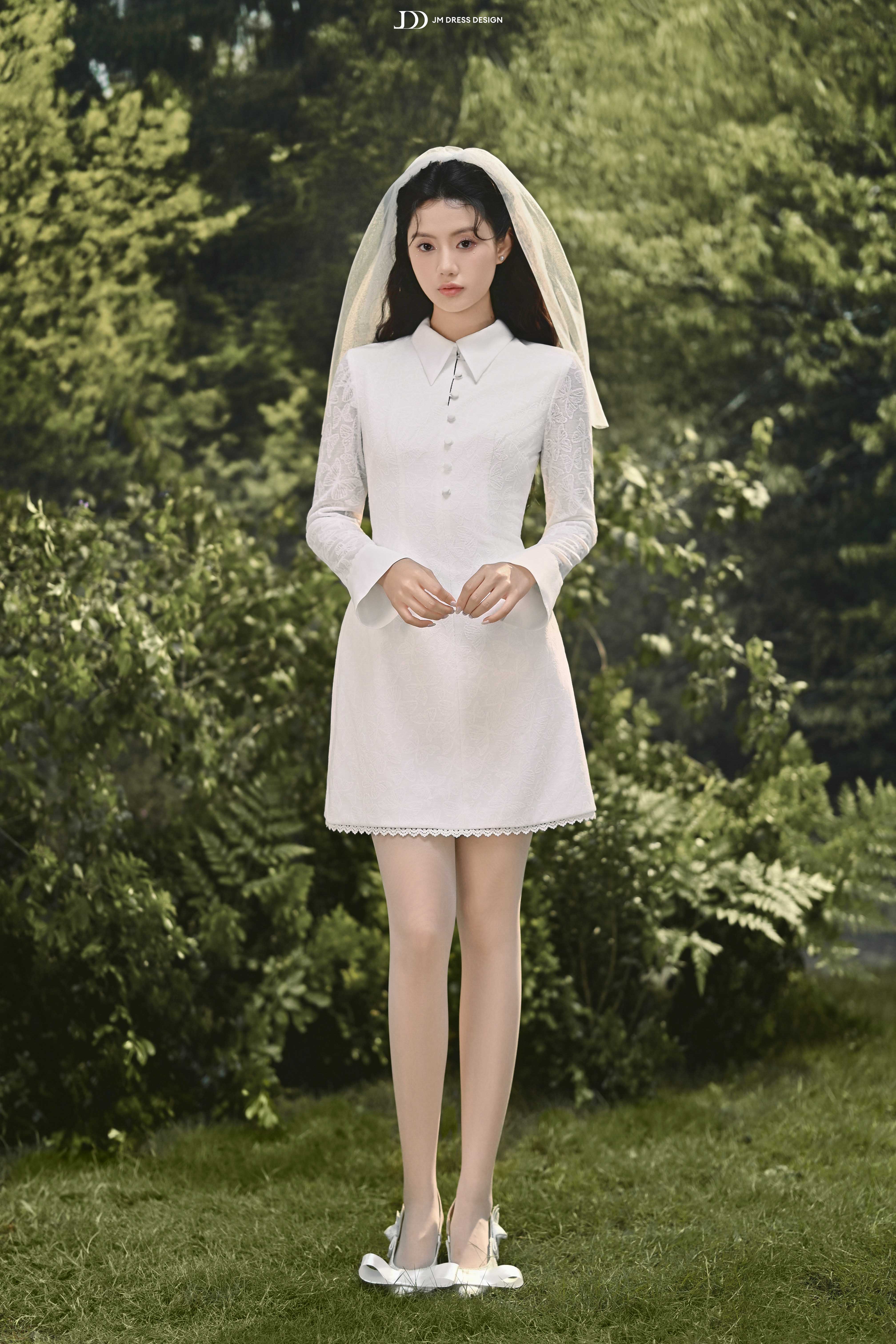 Đầm dáng ôm cổ đức dài tay