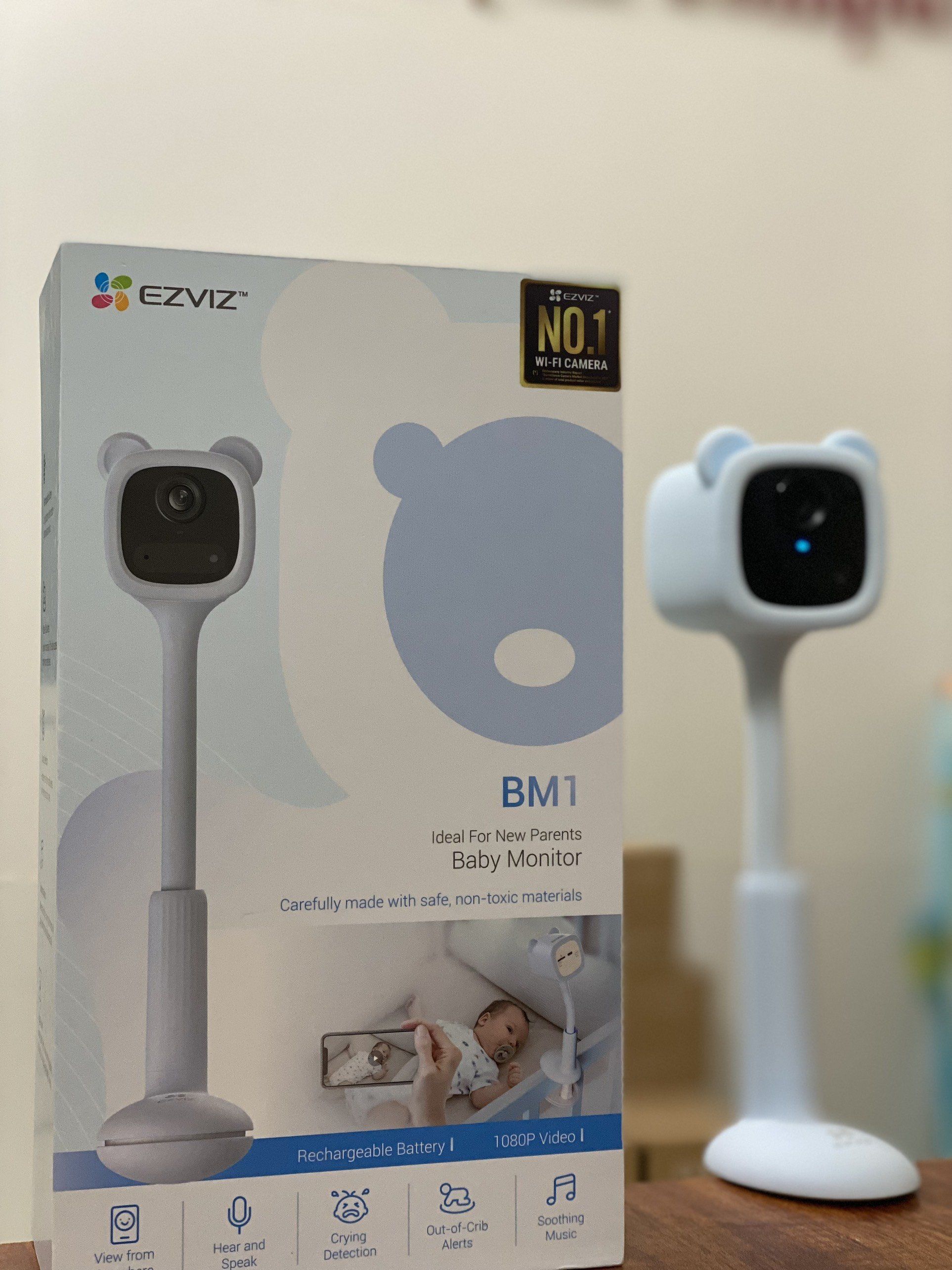 Camera EZVIZ CS-BM1 1080P hình gấu xanh - Pin sạc 2000Mah