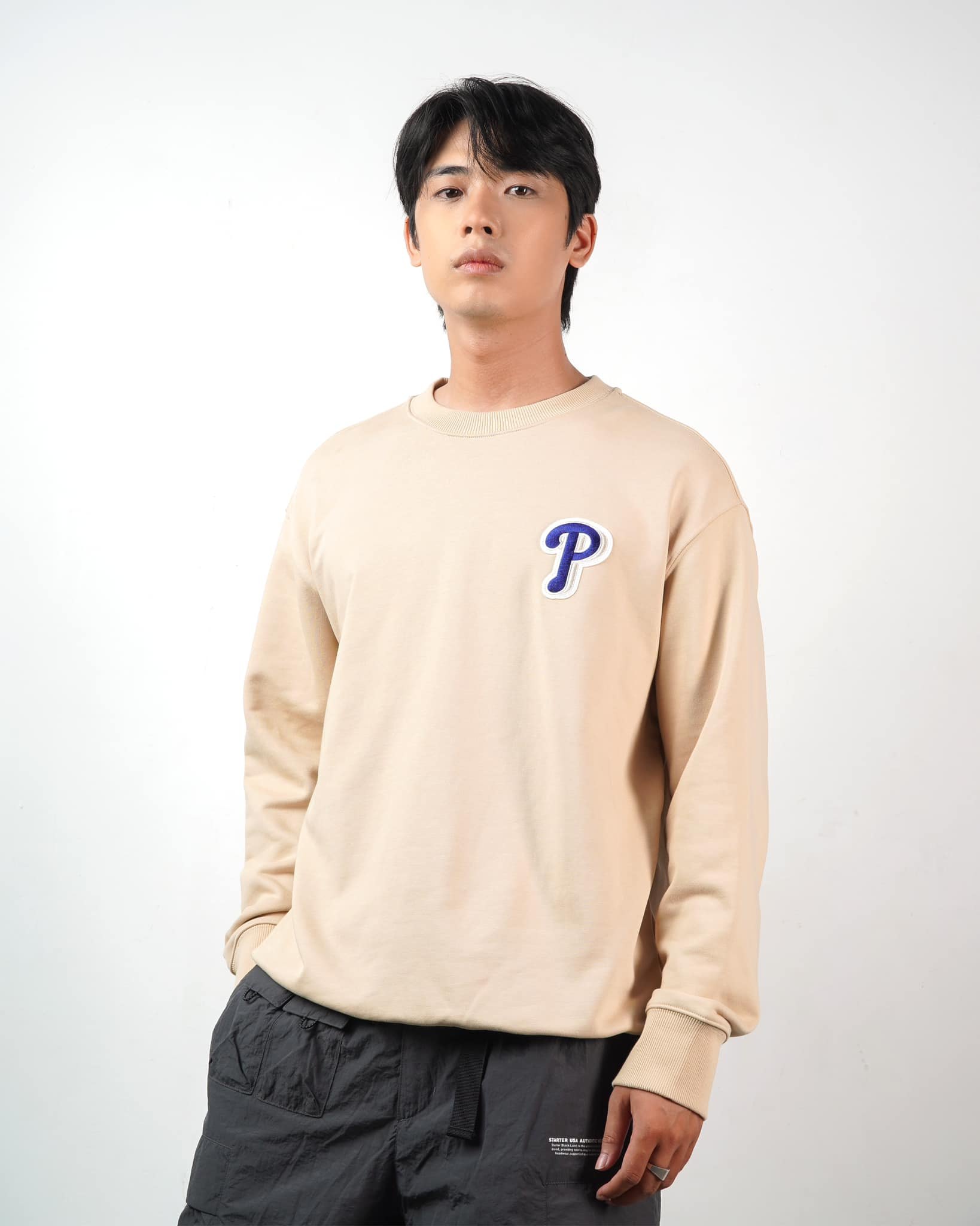MLB MEGA LOGO SWEATER
