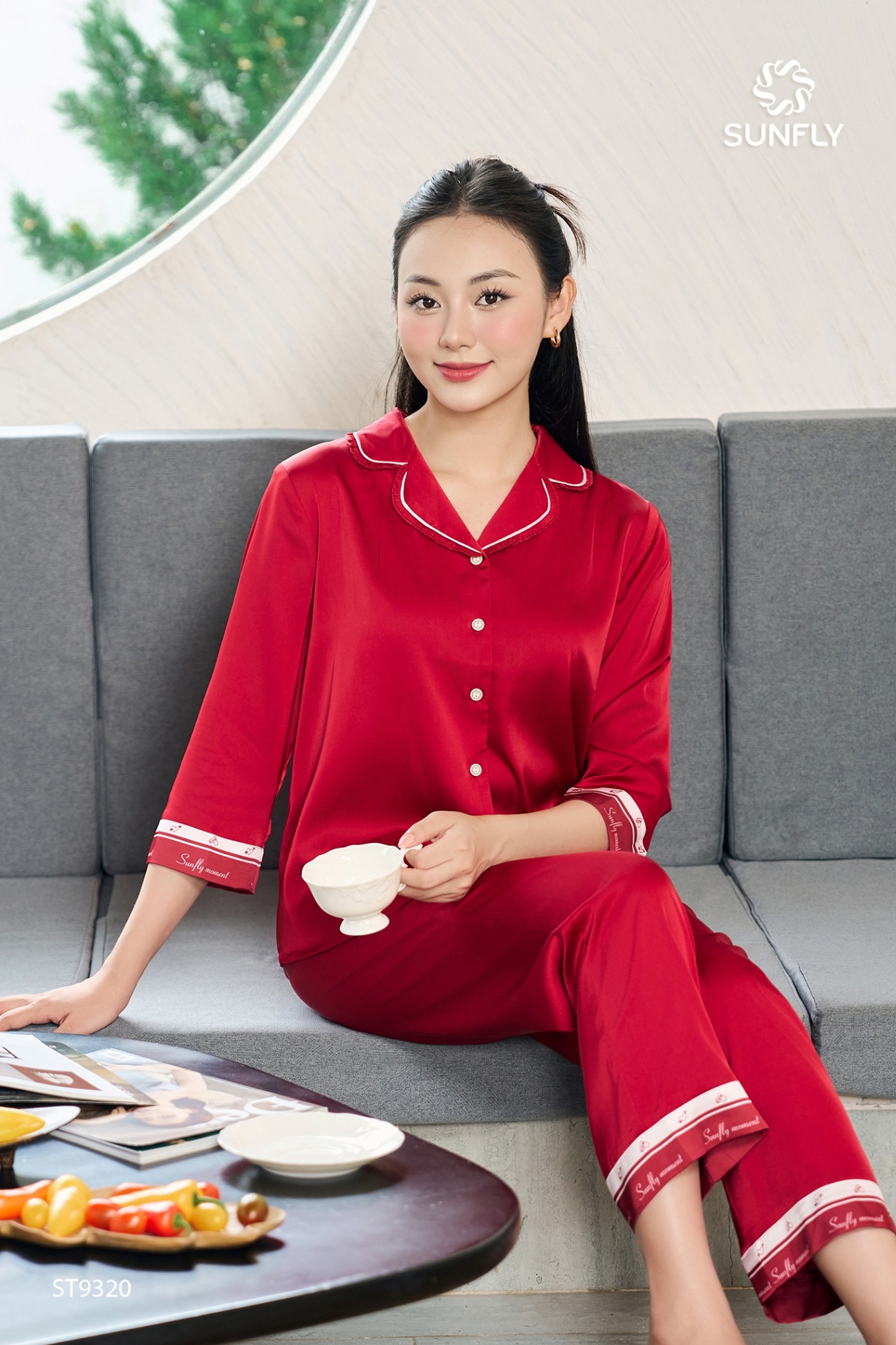 Bộ pijama nữ lụa satin áo tay lỡ quần dài ST9320