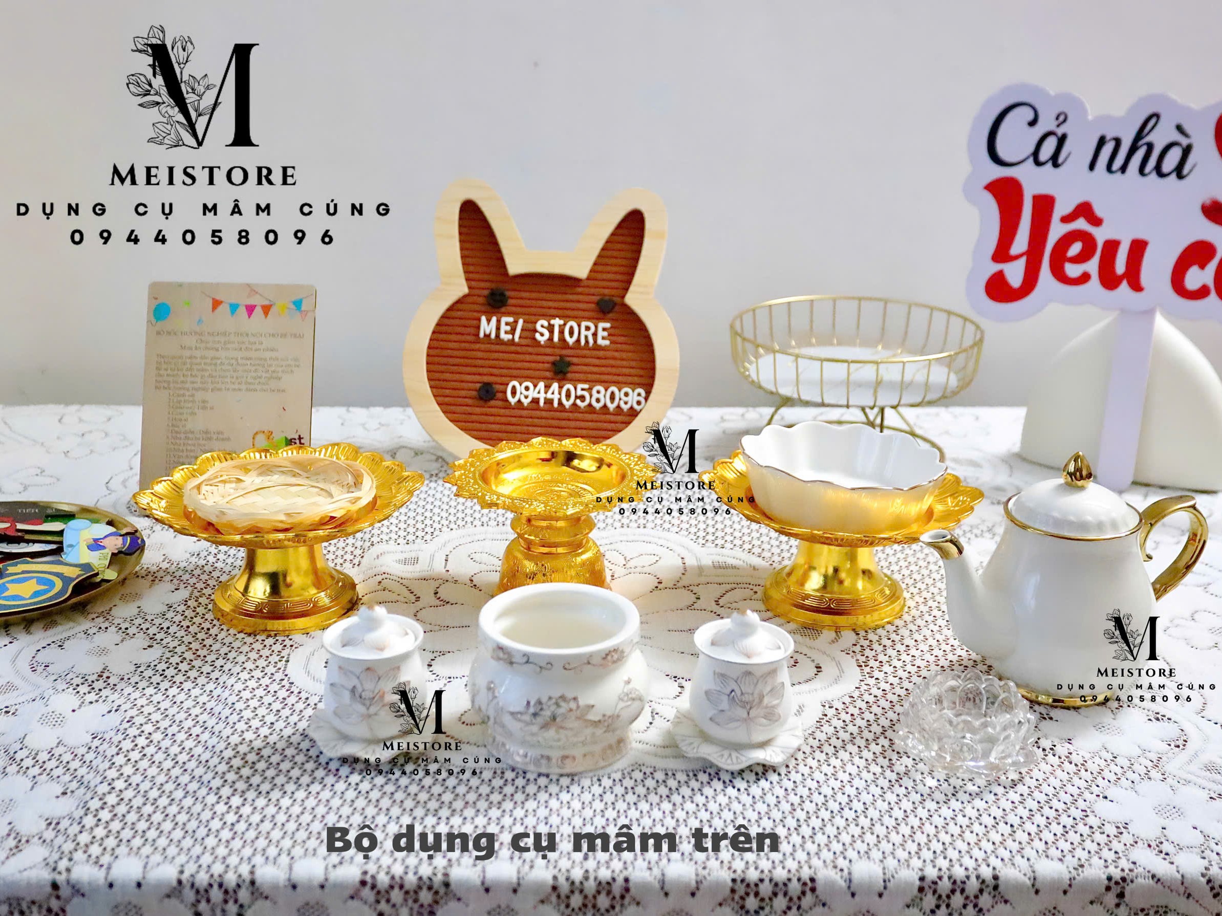 Bộ đồ mâm Thượng, Đức Ông