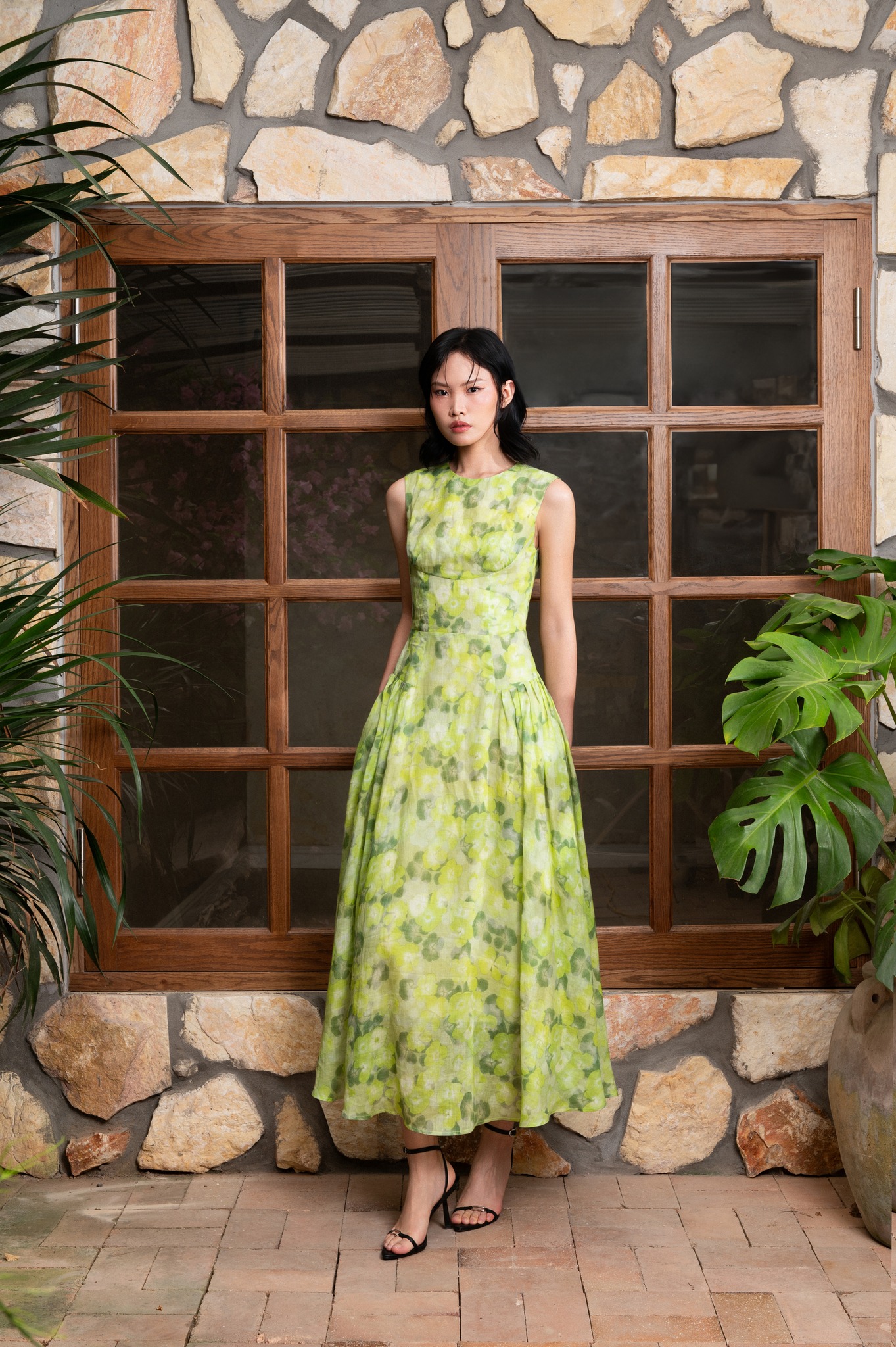 LYP - Not Dress, but Charisma!