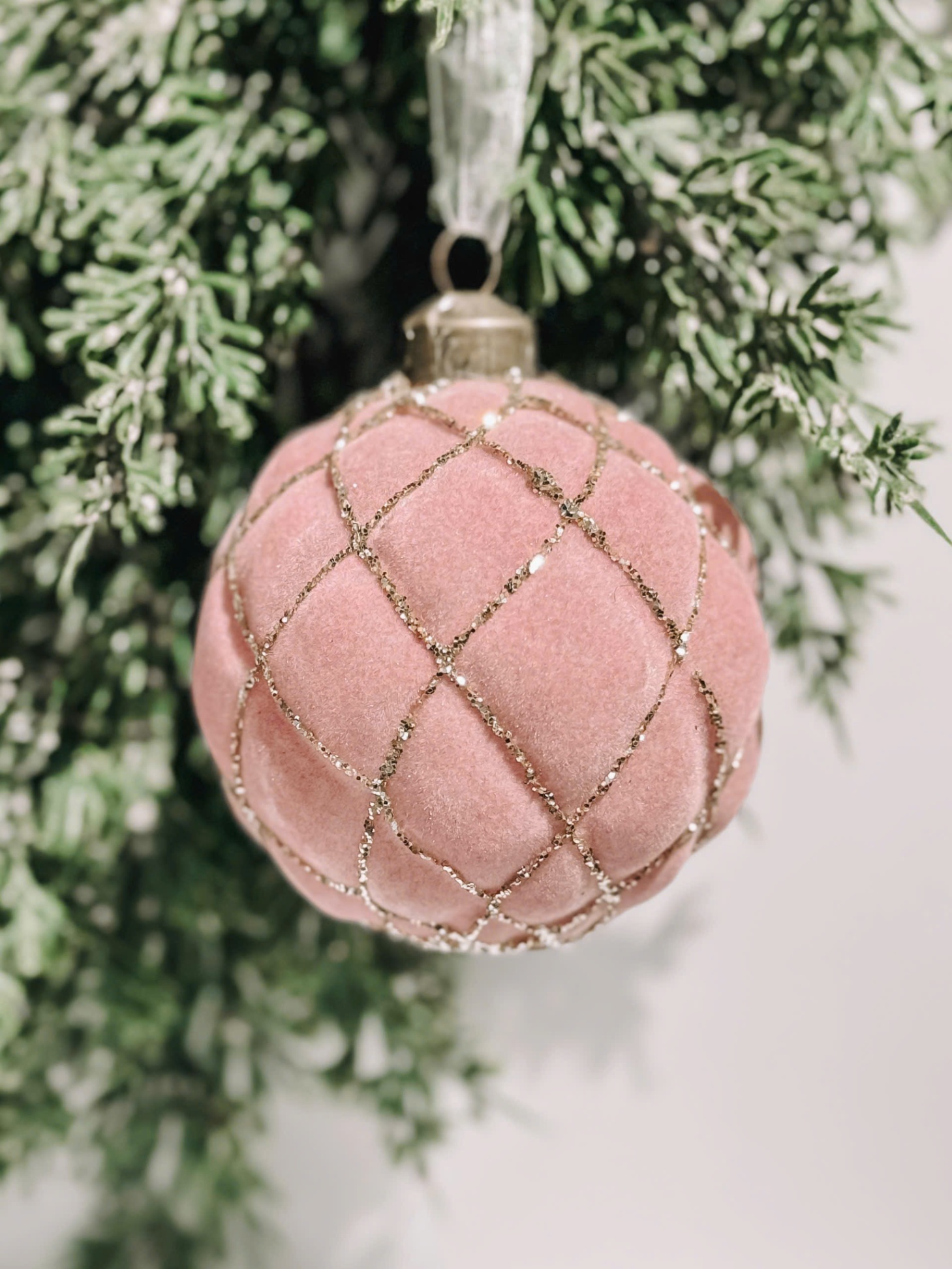 Pink Color Glass Ball - Trái Châu Thủy Tinh Nhung Màu Hồng