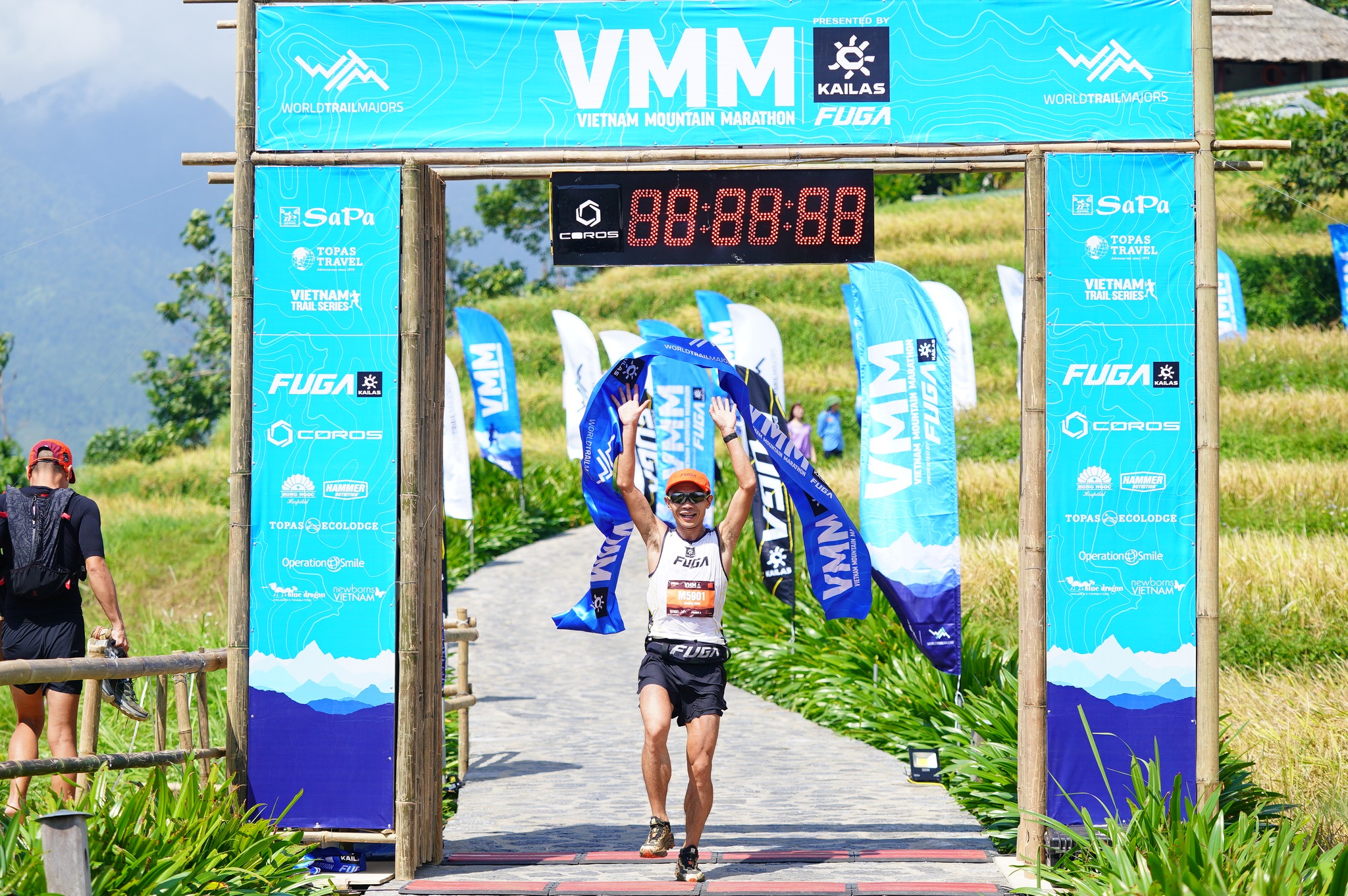 Kết quả Vietnam Mountain Marathon 2025 – Ngô Văn Chính vô địch 100km