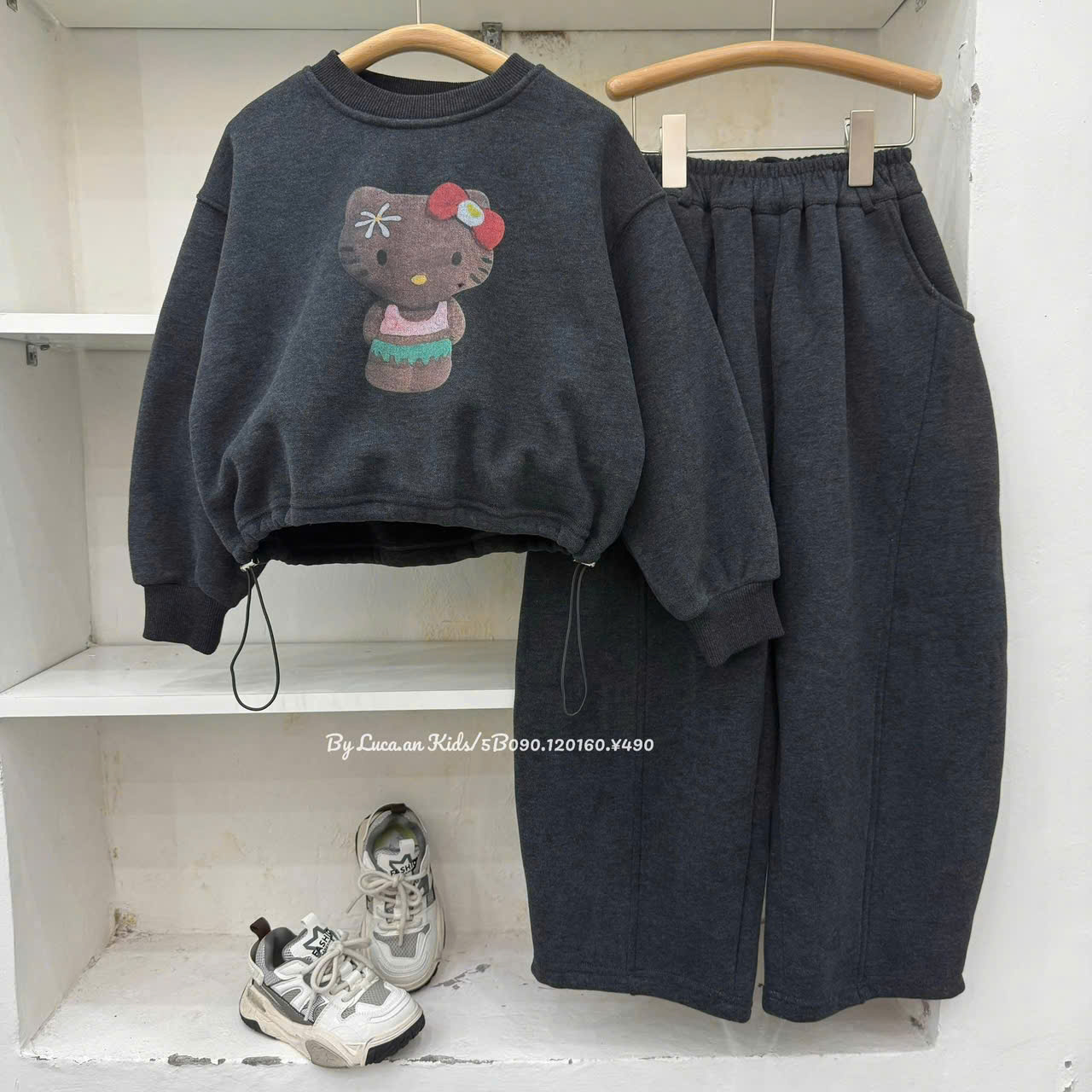 A224 - SET NỈ ĐEN HELLO KITTY SIZE NHỠ