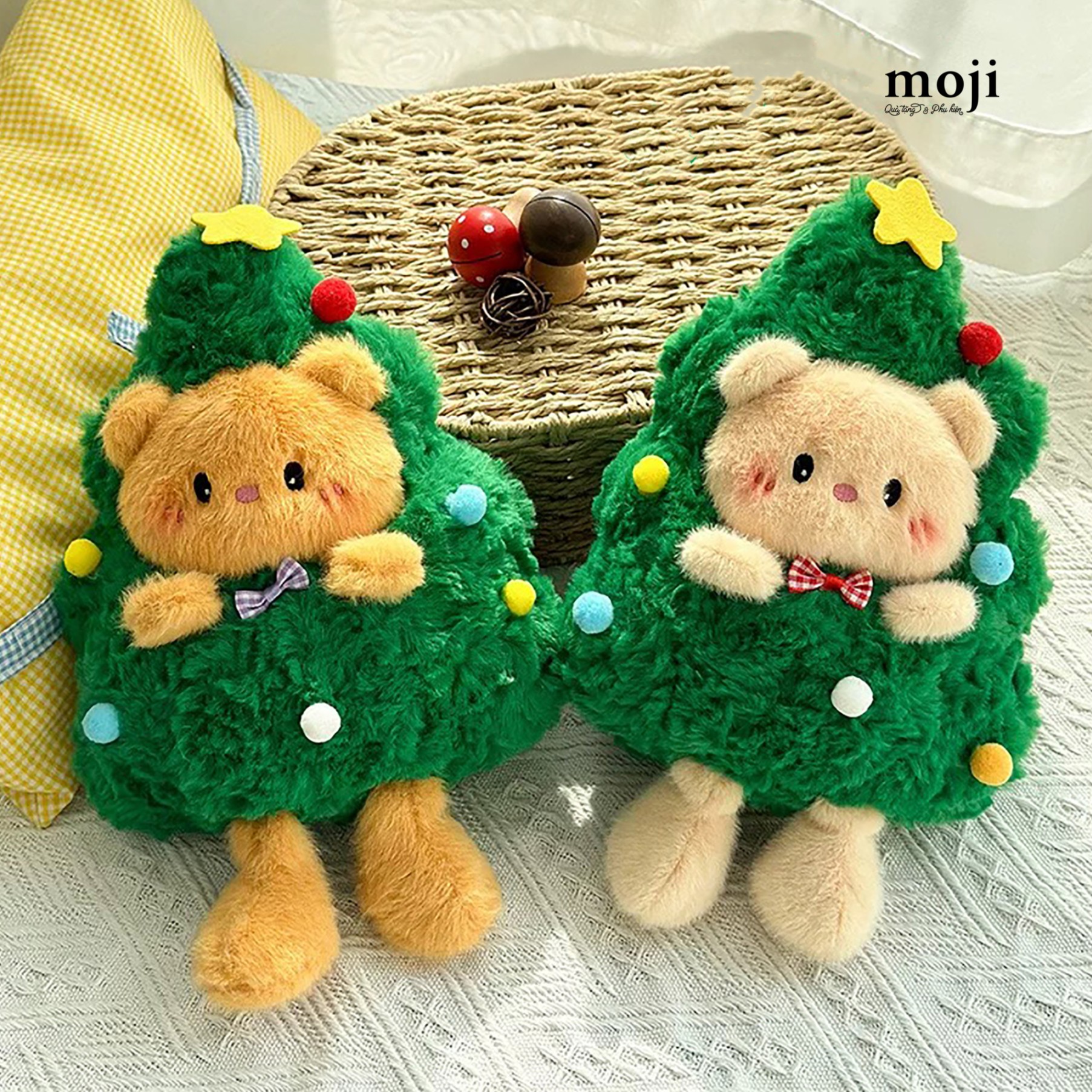 Gấu bông Xmas Baby bear cosplay cây thông có chân 23cm
