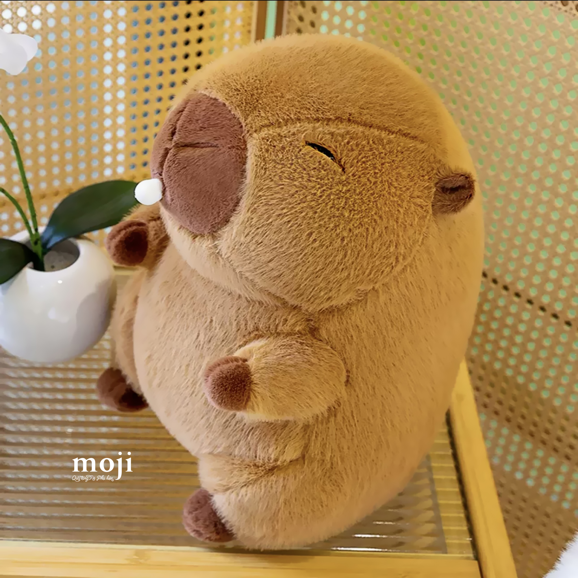 Gấu bông MJ Capybara blow bubble thổi bong bóng 35cm