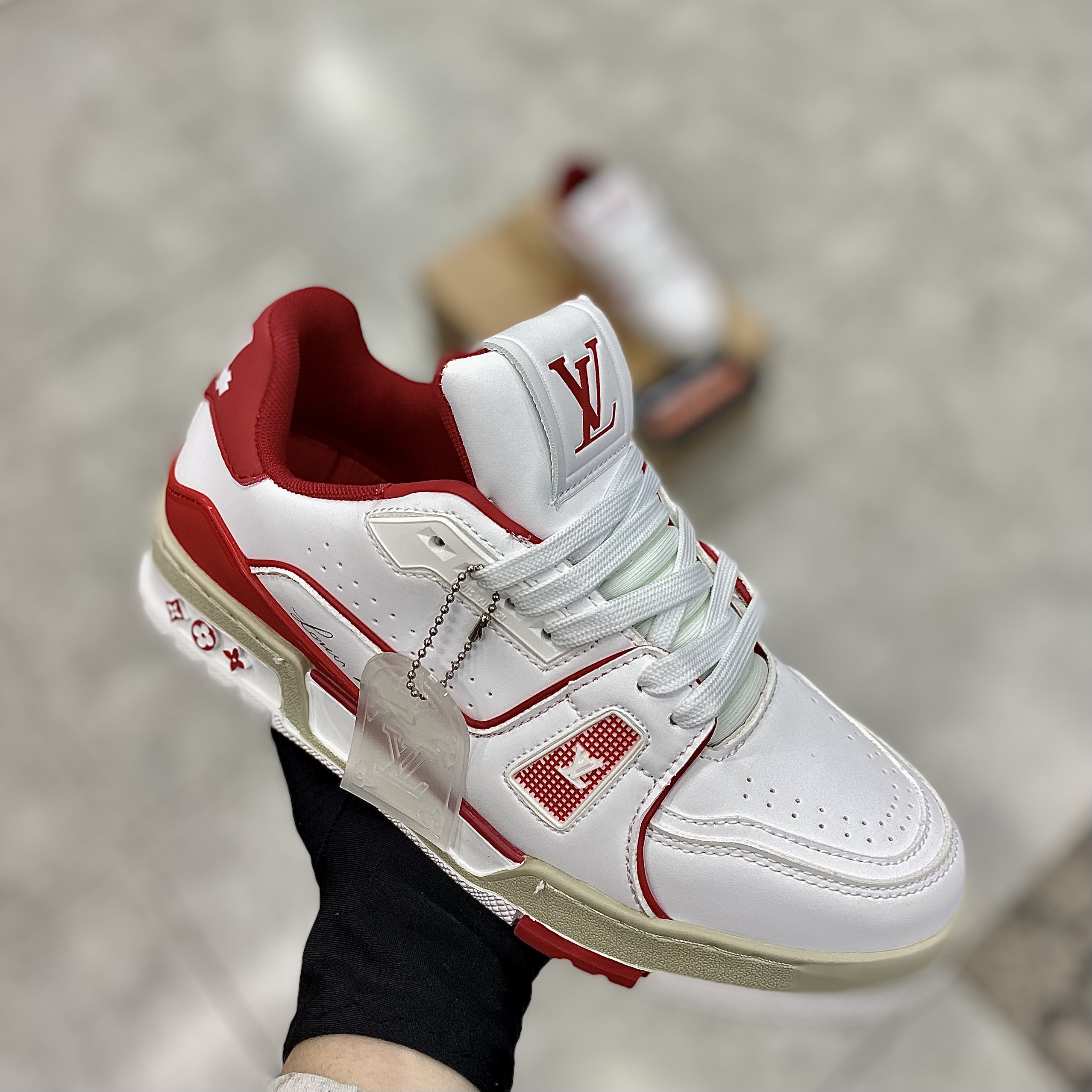 R19 LOUIS VUITTON LV TRAINER '54' WHITE RED SNEAKER