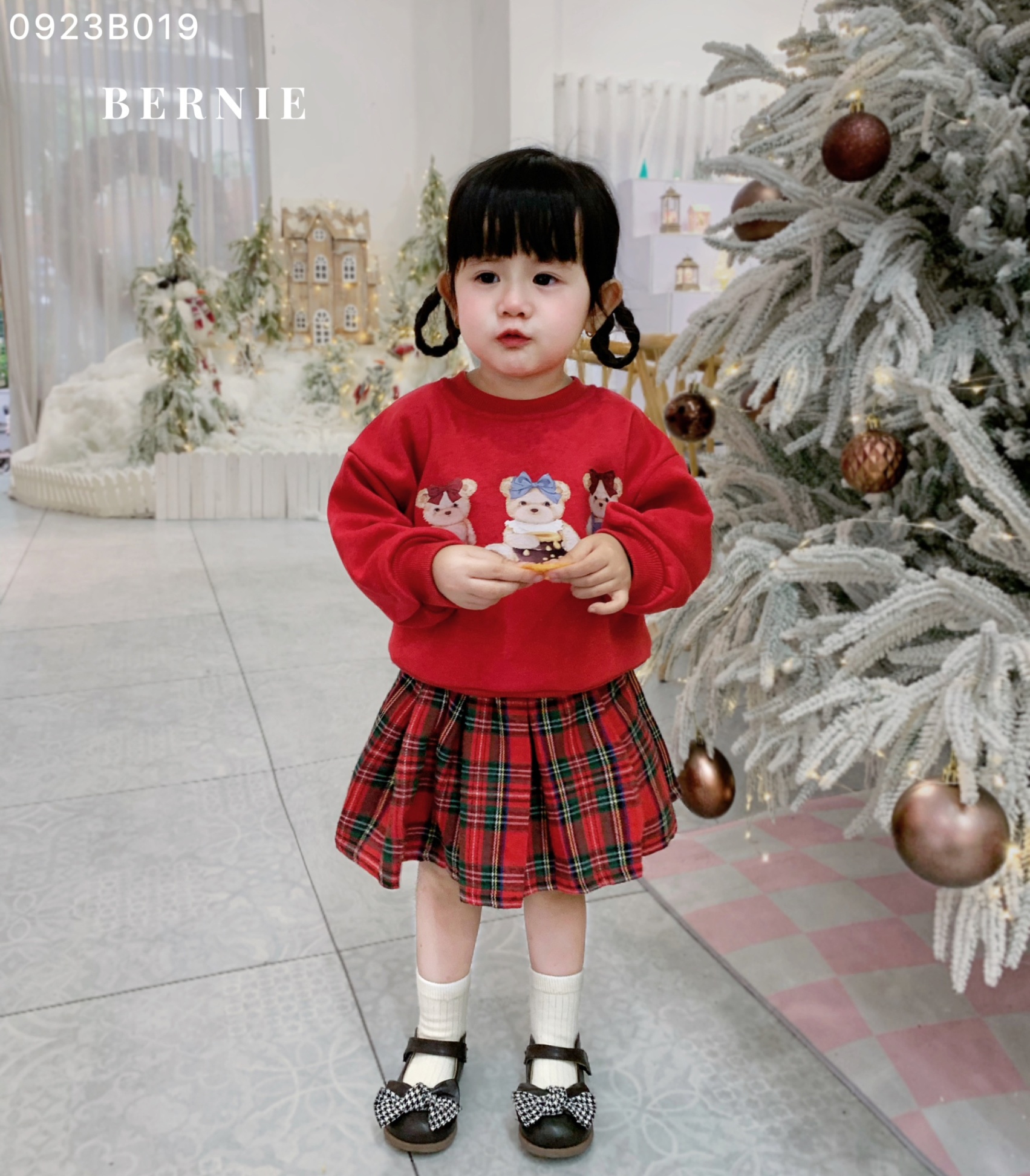BERNIE 0923B018 - SET NOEL BÉ GÁI CHÂN VÁY XẾP LI