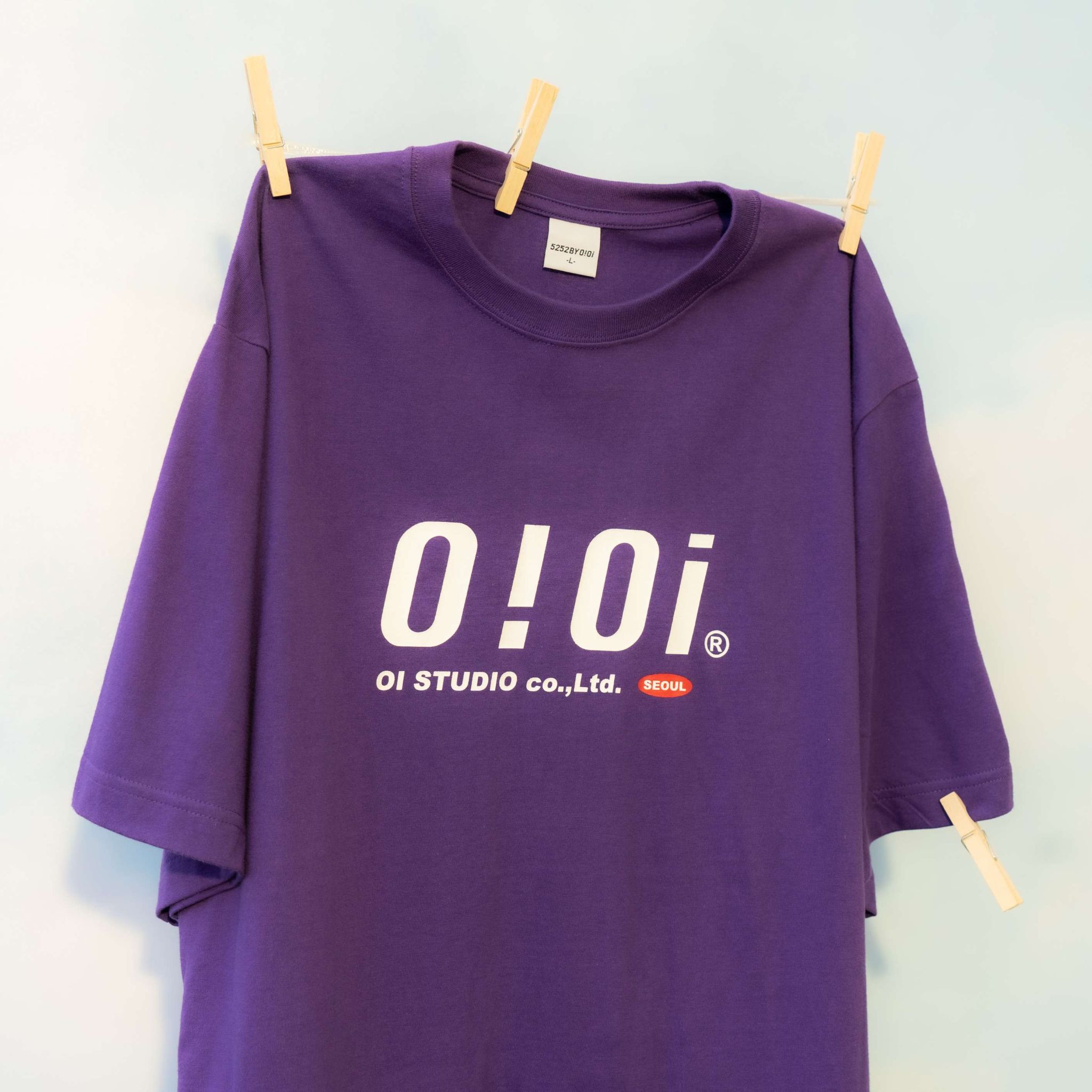 OIOI T-SHIRT