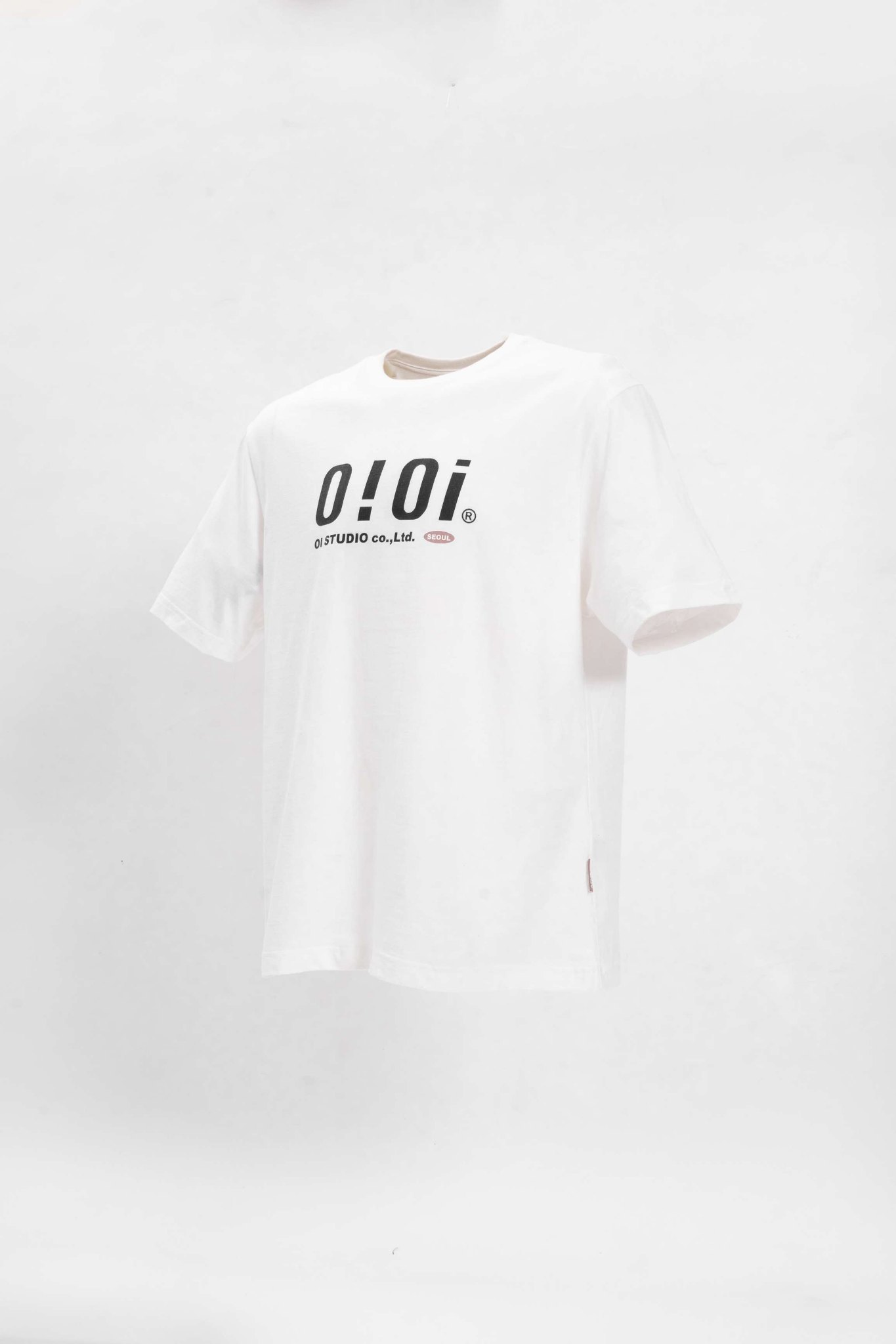 OIOI T-SHIRT